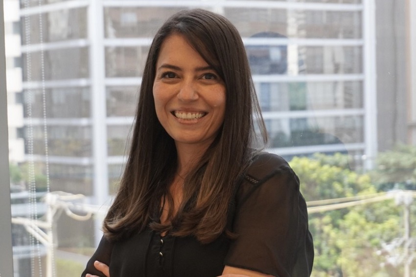 Simone Silva assume a Diretoria Jurídica e de Compliance do Grupo Elfa ...